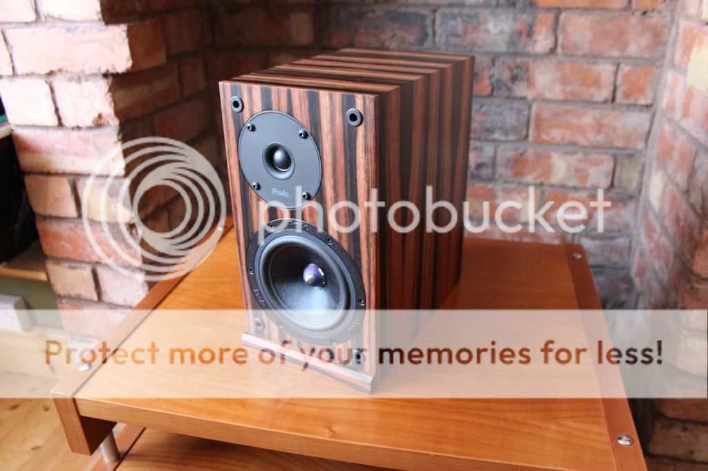 Proac D1 | pink fish media